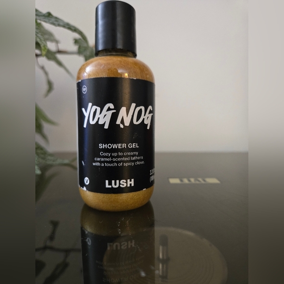 Lush | Bath & Body | Lush Yog Nog Gourmand Shower Gel 0ml Christmas ...